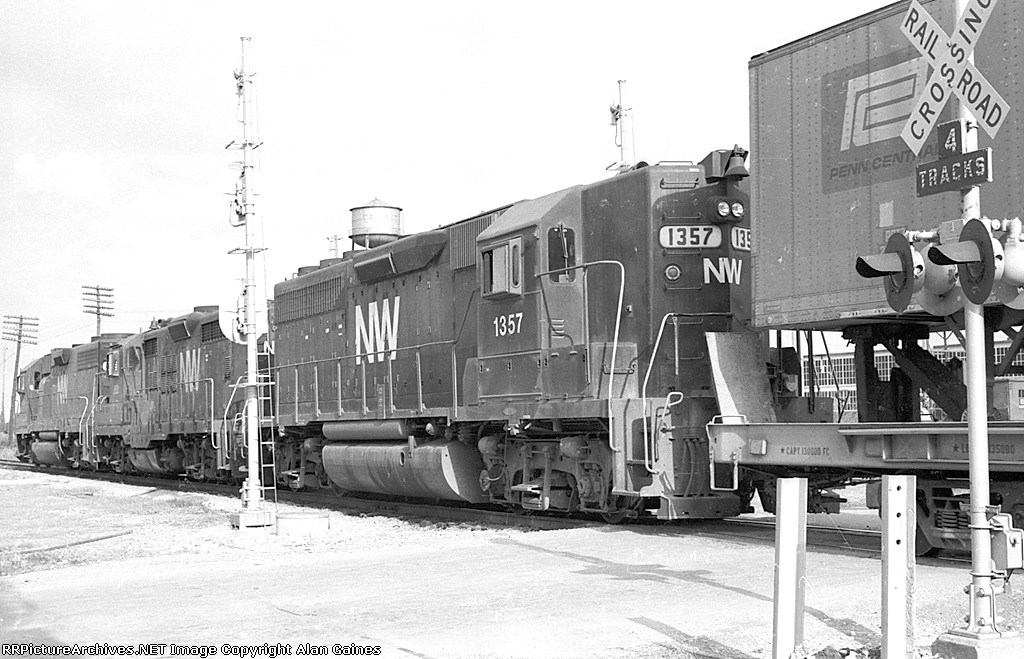 N&W GP-40 1357